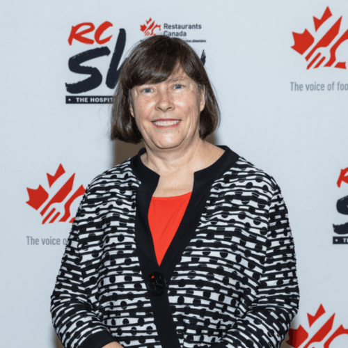 Restaurants Canada Reserves Table for Six - Restaurants Canada